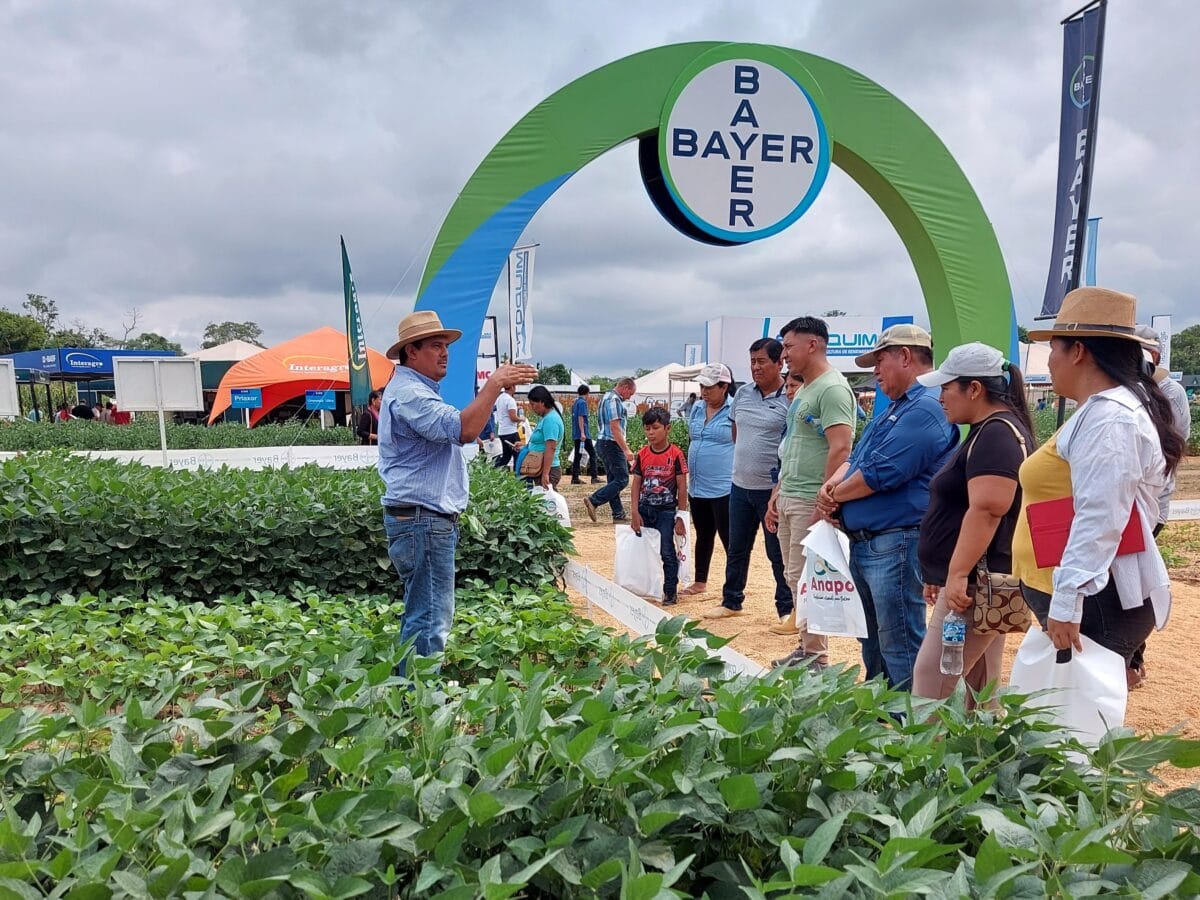 Bayer llevó a la Exposoya 2024 innovación y soluciones tecnológicas ...